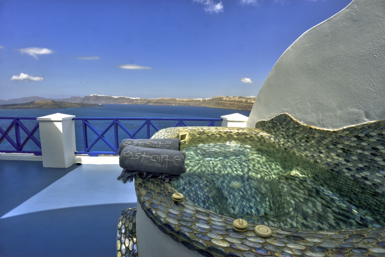 Photo Gallery of Astarte Suites Santorini - Santorini boutique hotels