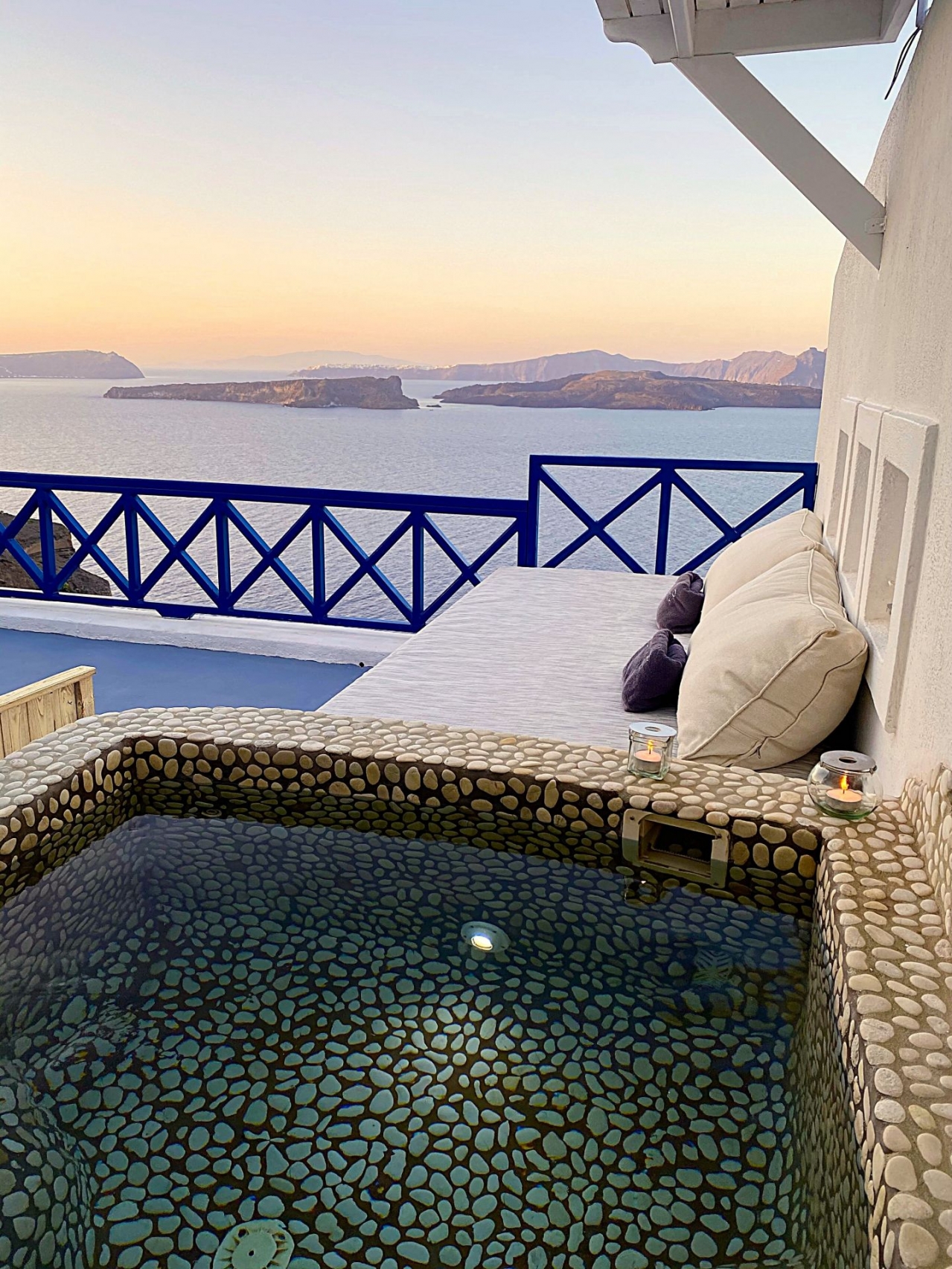 Photo Gallery of Astarte Suites Santorini - Santorini boutique hotels
